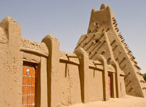 Mali’s Holistic Mud Architecture Survives the Test of Time
